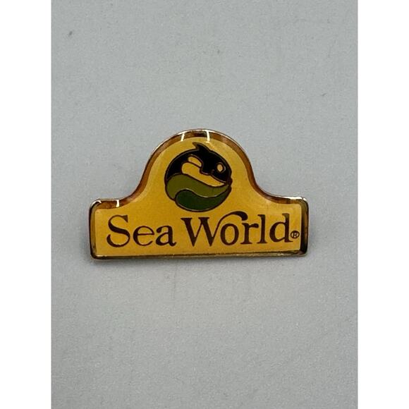 Other | Vintage Seaworld Shamu Logo Souvenir Small Lapel Pin | Poshmark